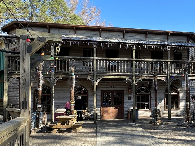 The frontier beckons! Deadwood's wooden walkway and red exterior invite you to leave modern life behind and mosey into the Wild West of flavor.