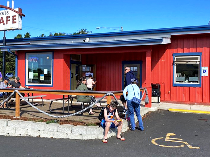 The little red building that launched a thousand detours. This vibrant roadside beacon near Lincoln City has been stopping traffic for all the right reasons.