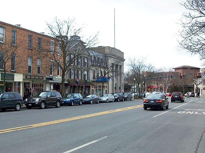 Downtown Skaneateles looks like a film set where Norman Rockwell and Frank Capra collaborated on the perfect small-town America backdrop.