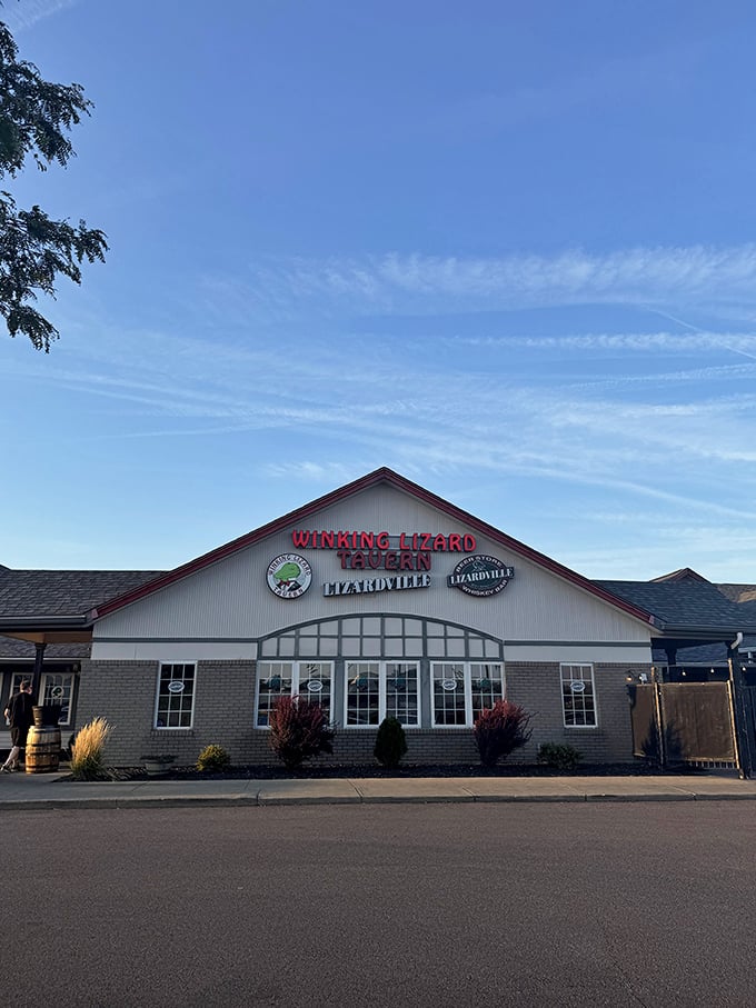 The iconic green lizard welcomes hungry travelers to this Copley institution. Like a beacon of wing-fueled hope on the Ohio horizon.
