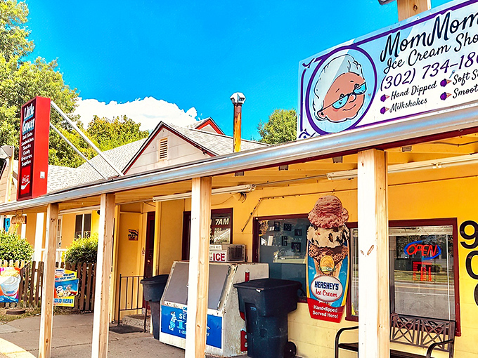 The sunny yellow exterior of Mommom's is like a beacon of hope on a hot Delaware day. Simplicity that promises sweet relief awaits inside.