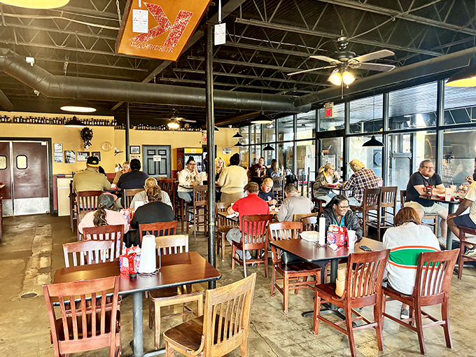 When a restaurant is this packed at lunchtime, you're not just getting a meal&mdash;you're participating in a local tradition bordering on religion.