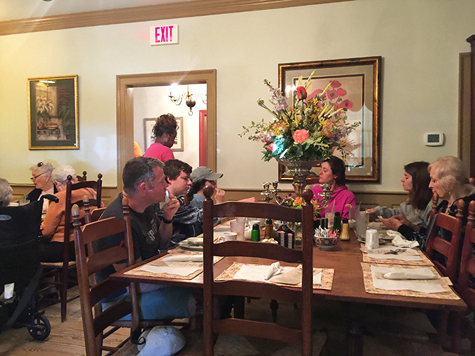 Families gathering around tables laden with Southern classics—this is what restaurants were invented for. Conversation flows as freely as the sweet tea.