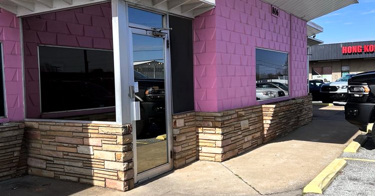 The entrance to paradise is painted pink and trimmed with stone. Who knew heaven had such distinctive architectural preferences?