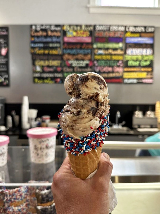 Mississippi Mud that would make Mark Twain put down his pen and pick up a spoon. Chocolate lovers, your mothership has landed.