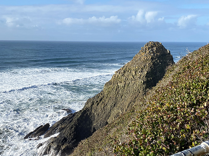 The Pacific doesn't just crash here&mdash;it performs! These rugged cliffs have starred in countless vacation photos and at least one existential crisis.