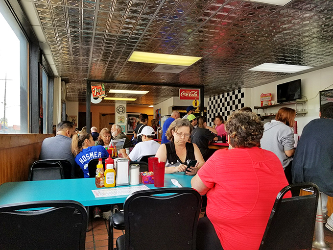 Weekend mornings bring a cross-section of Kansas City to Dagwood's tables. Good food is the great equalizer&mdash;everyone gets the same treatment regardless of zip code.