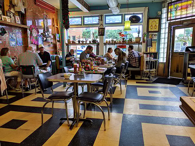 The packed tables aren't just a sign of good food&mdash;they're a community of breakfast enthusiasts who've discovered one of St. Louis's worst-kept delicious secrets.