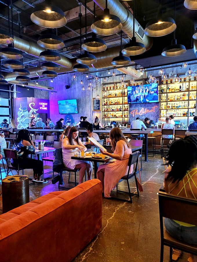 When brunch becomes an event worth dressing up for. These diners know that good food tastes even better in good company.
