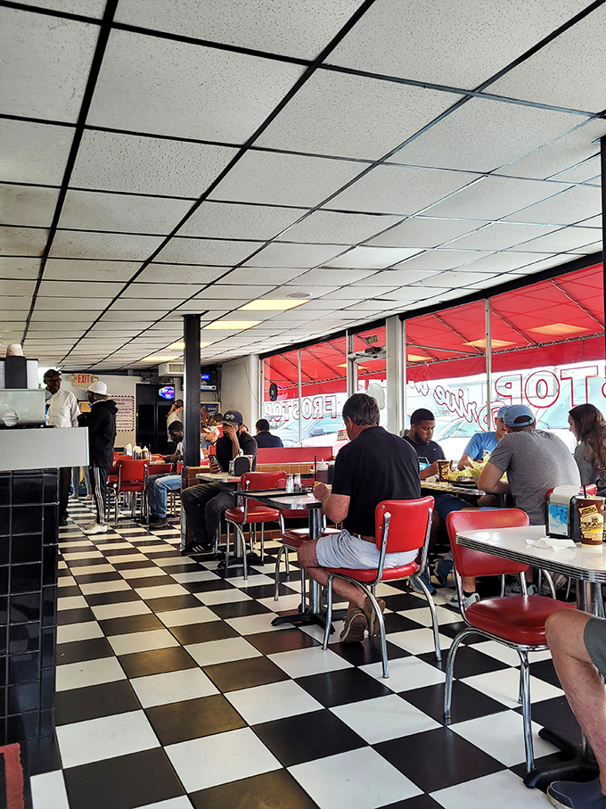 Real diners don't need fancy design magazines&mdash;they need honest food, checkered floors, and the symphony of clinking silverware on plates.