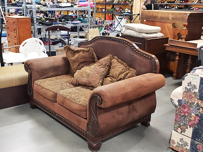 This isn't just a loveseat—it's a piece of history waiting for its next chapter. With the right TLC, it could be the statement piece in someone's living room.