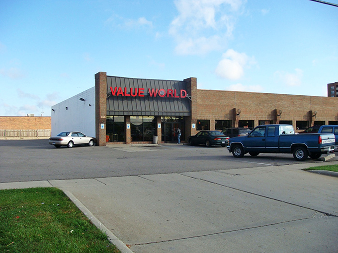 Value World Warren's no-nonsense brick exterior says, "We put our energy into the deals, not the decor."