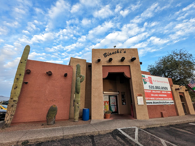 The saguaro cacti standing guard outside Bianchi's &ndash; nature's way of pointing you toward pizza perfection.