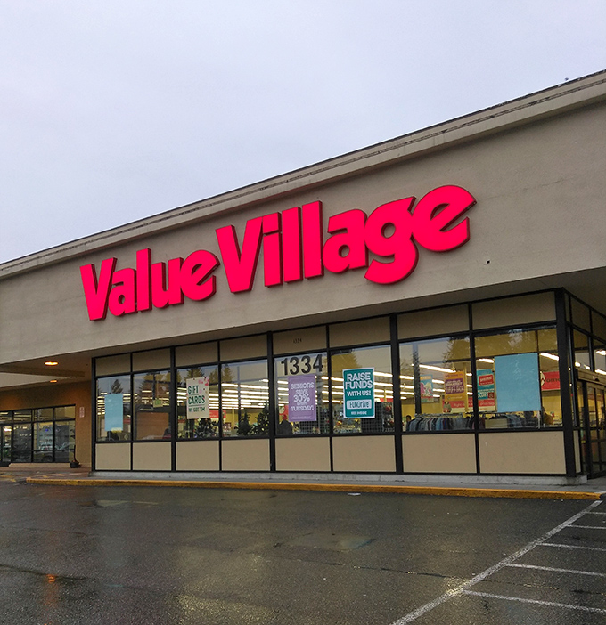 Behind this unassuming storefront lies a thrift empire so vast you might need breadcrumbs to find your way back out!