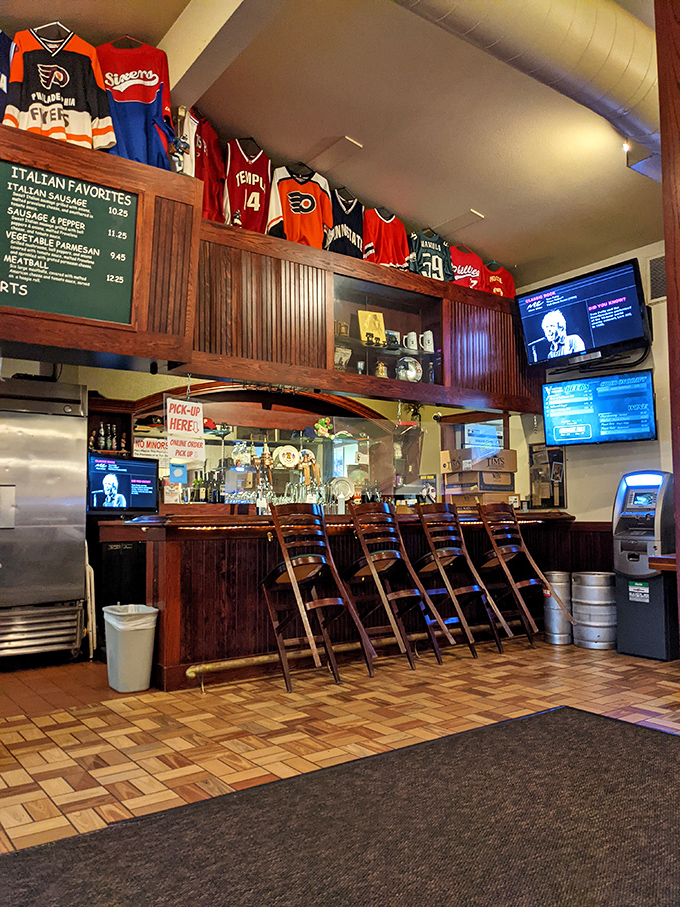 A cheesesteak and Italian hoagie sharing basket space – the sandwich equivalent of the Odd Couple, both bringing their A-game to lunch.