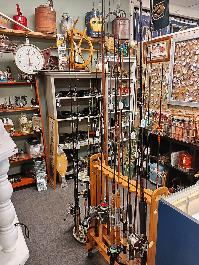 The front counter welcomes treasure hunters with patriotic flair and the promise of discoveries beyond. 