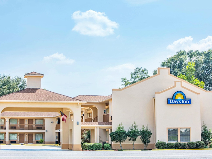 Even chain hotels in Abbeville manage to capture that "y'all come sit a spell" Southern hospitality vibe.