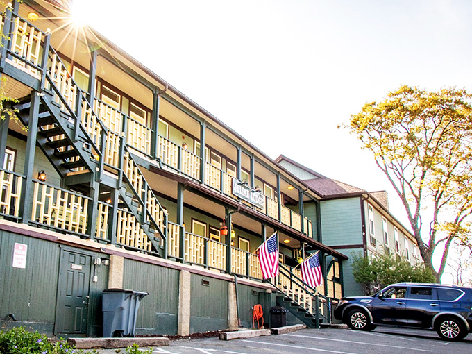 This historic hotel has welcomed guests since horses were the preferred parking option. Those balconies have stories to tell.