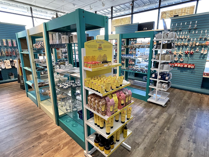 Mugs, mugs everywhere, but not a drop to drink&mdash;until you get them home. These ceramic memories will outlast your tan by decades