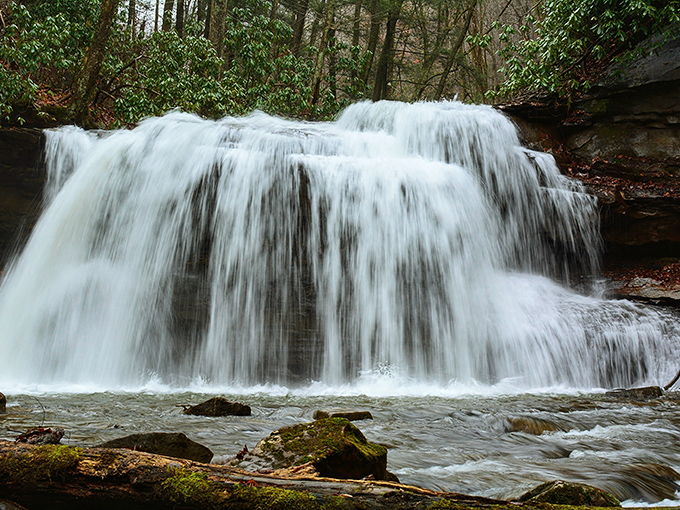Water doesn't fall here &ndash; it performs. This multi-tiered cascade puts on a show worthy of a standing ovation after every rainstorm.
