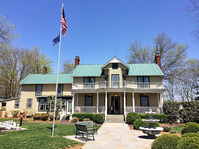Old House Vineyards combines Southern charm with viticultural expertise. The stately home looks like it should be on currency, but instead, it's on your wine-tasting itinerary.