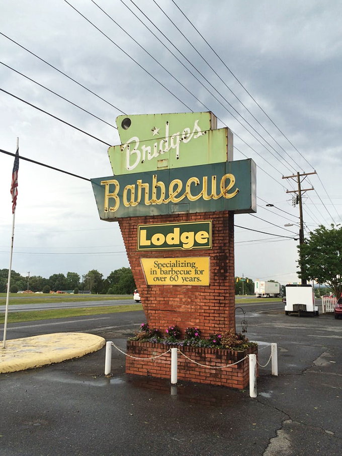 That iconic roadside sign has been stopping traffic since before most highways existed&mdash;proof that good advertising needs only honesty and neon.