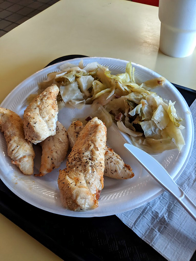 For those rare moments when you're trying to be "good." Even Chicken Country's grilled options refuse to sacrifice flavor for virtue.