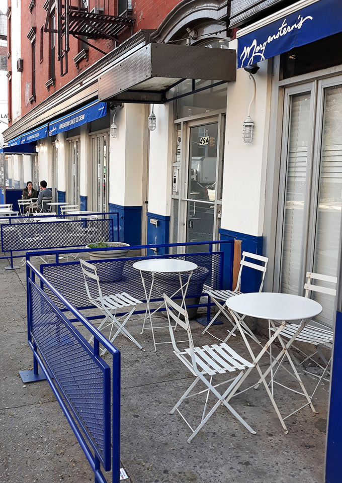 These bistro tables create a little Parisian moment on a New York sidewalk. The perfect stage for your ice cream performance art.