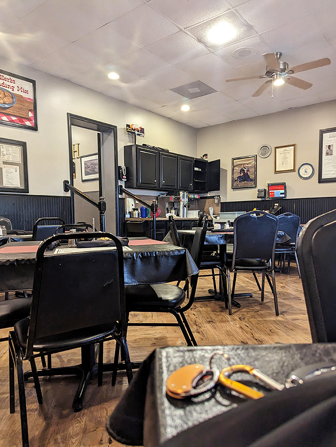 Tables set and waiting for the next round of diners who'll soon be unbuttoning the top button of their pants. Worth it.