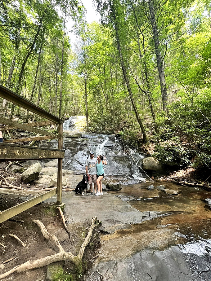 Couples who hike together, stay together. These waterfall admirers have found the perfect backdrop for memories that outlast social media.