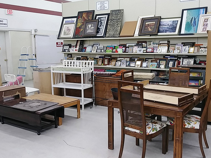 The frame game and table tournament. That dining set has hosted thousands of family dinners and is ready for thousands more.