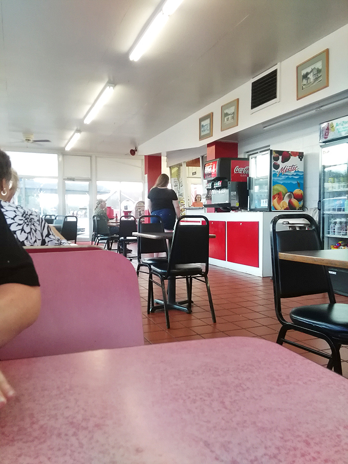 The dining room at Joe's doesn't whisper "ambiance"&mdash;it shouts "we're here for the food!" with its no-nonsense tables and chairs.