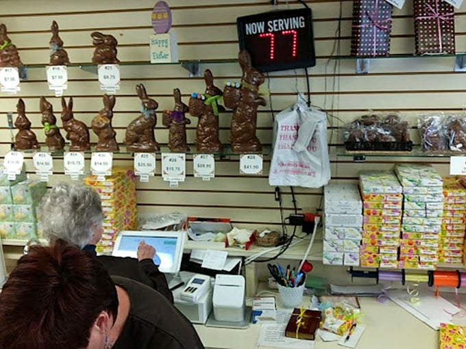 The sign points the way to sweetness, tucked away behind the building&mdash;like all great treasures, Rheb's requires a bit of seeking. 