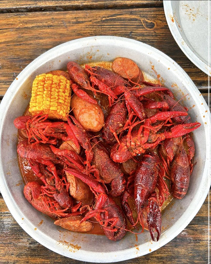 Crawfish boil that doesn't require a backyard, newspaper-covered tables, or apologizing to neighbors for the noise. Louisiana meets Kansas!
