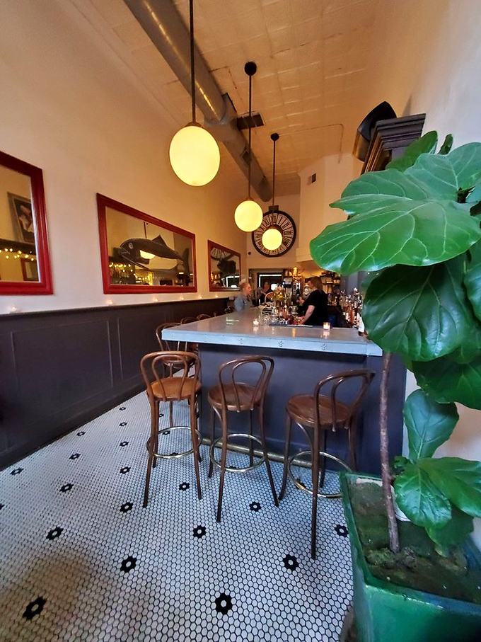 A bar straight out of a Hemingway novel, where you half expect to see Fitzgerald nursing a French 75 at the next stool.