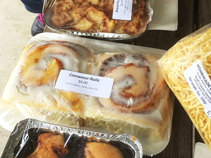 These cinnamon rolls don't need fancy packaging &ndash; their reputation precedes them, and their aroma speaks volumes. 