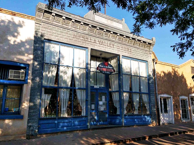 This historic storefront has witnessed everything from stagecoach arrivals to selfie-taking tourists, maintaining its dignity through centuries of change.