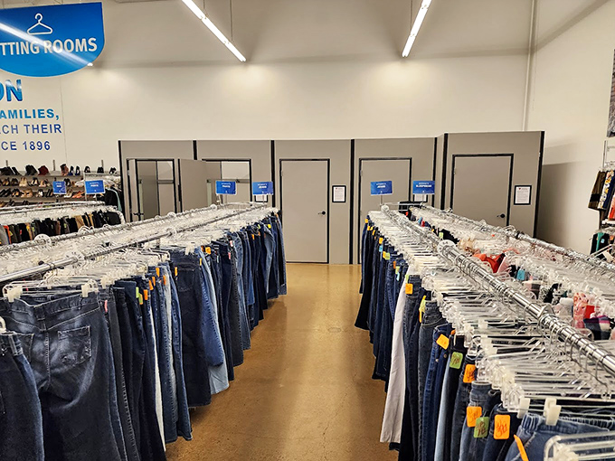 Denim heaven awaits! The jeans section is meticulously organized, with fitting rooms nearby for trying on your potential new favorites.