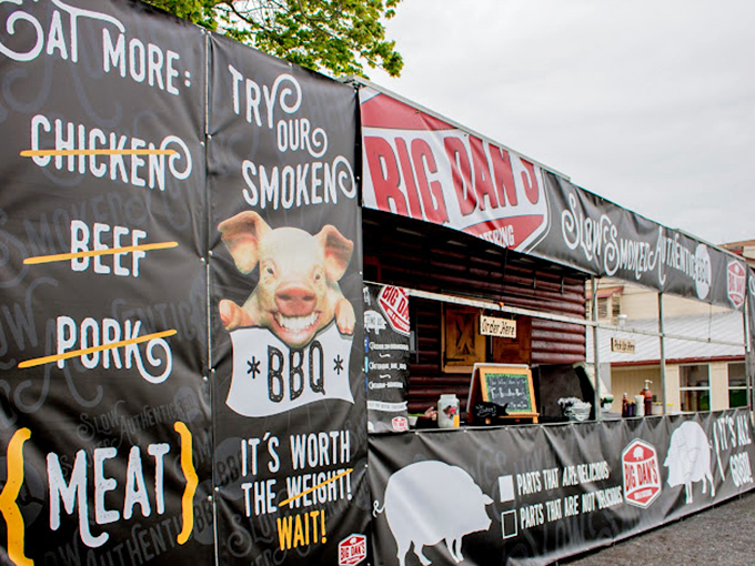 "It's worth the weight!" proclaims the banner, and truer words were never written. This roadside setup has changed Pennsylvania's barbecue landscape forever. 