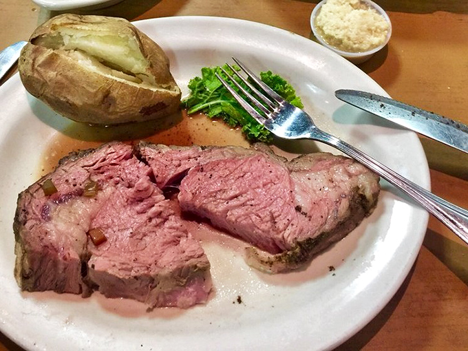 This prime rib doesn't need a resume &ndash; its qualifications for deliciousness are self-evident with every perfectly tender bite.
