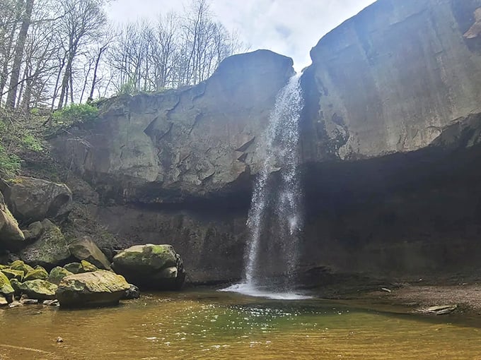 The falls in their summer outfit. Lower water levels reveal more of the dramatic limestone cliff face during warmer months.