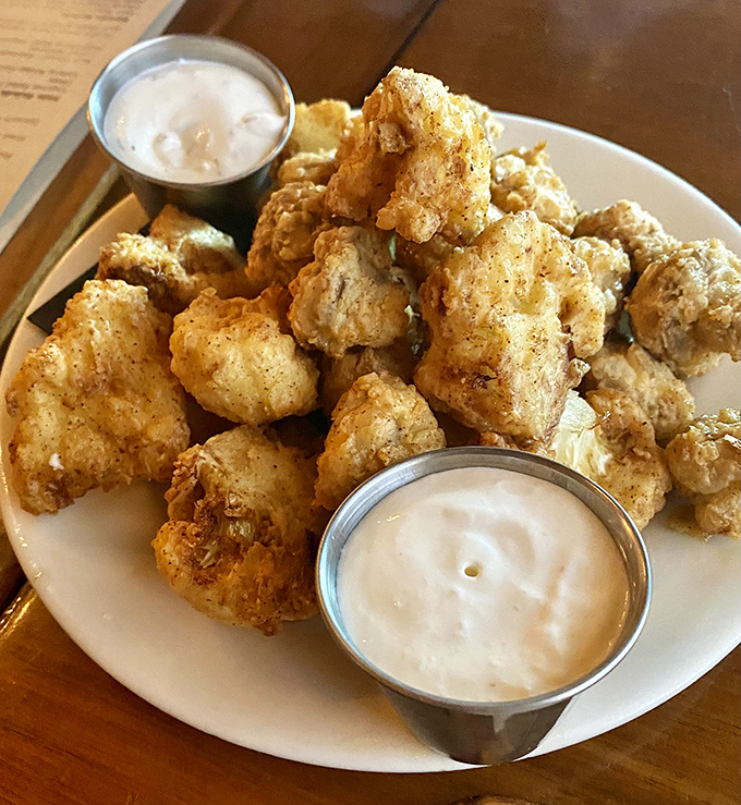 These aren't your average fried mushrooms&mdash;they're golden-brown flavor bombs with dipping sauce that makes vegetables feel like an indulgence.