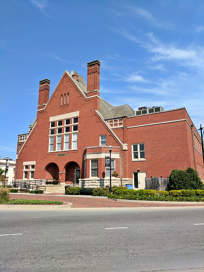 The Old Nelson County Courthouse has witnessed generations of locals discussing where to get the best fried chicken in town.