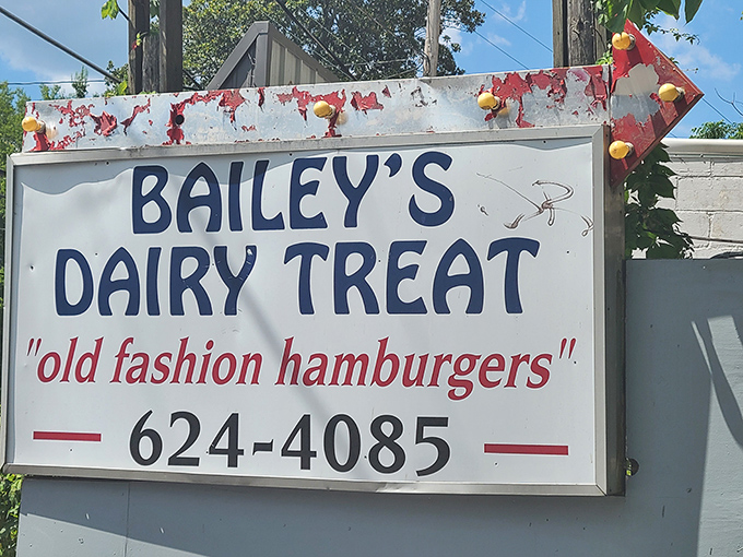 The sign promises "old fashion hamburgers" but doesn't mention they'll ruin all other burgers for you forever after.