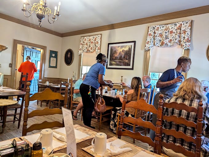 Service with genuine Southern hospitality. In a world of rushed dining experiences, this staff knows the value of unhurried pleasure.