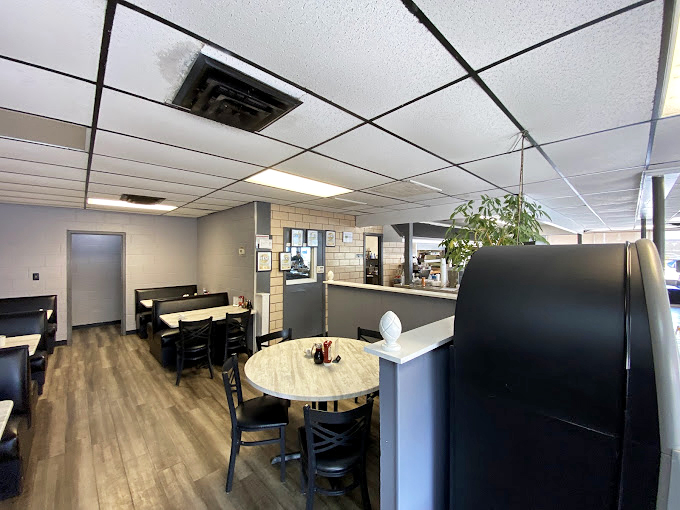 Cozy corners and practical design&mdash;because when the food is this good, you don't need fancy d&eacute;cor to keep people coming back.