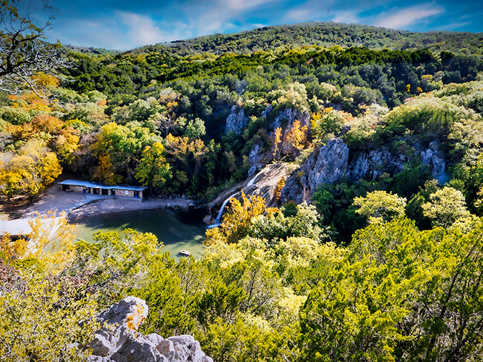 These smaller cascades prove that Turner Falls isn't a one-hit wonder&mdash;the entire park is nature's greatest hits album. 