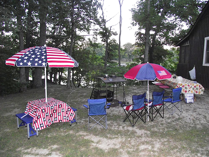 All-American summer in full swing. These star-spangled umbrellas and lakeside chairs embody the quintessential Midwestern vacation spirit we all crave.