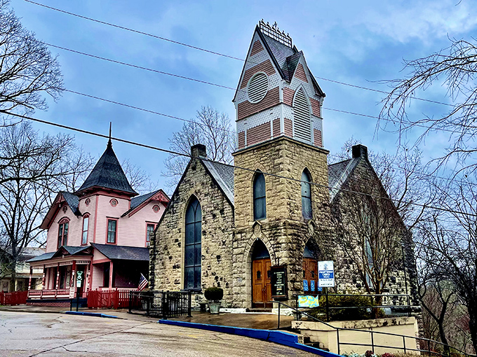 This stone church looks like it was plucked from a European postcard and placed in Arkansas&mdash;proof that God appreciates good architecture too.