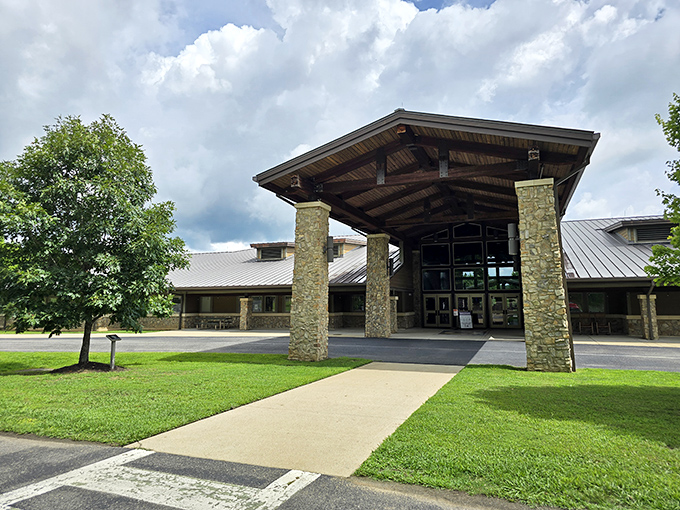 Little River Canyon Center welcomes nature enthusiasts with rustic elegance. This gateway to outdoor adventure blends seamlessly into the landscape it helps visitors explore.
